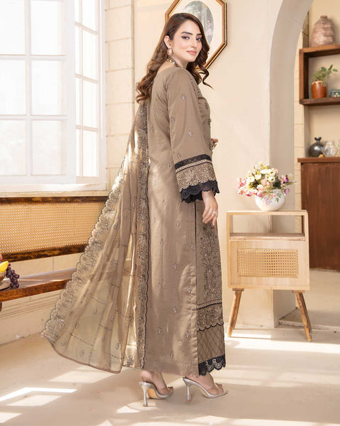 Man Pasand By Aalaya Summer Vol 04 '25 D 05 – Aalaya.pk