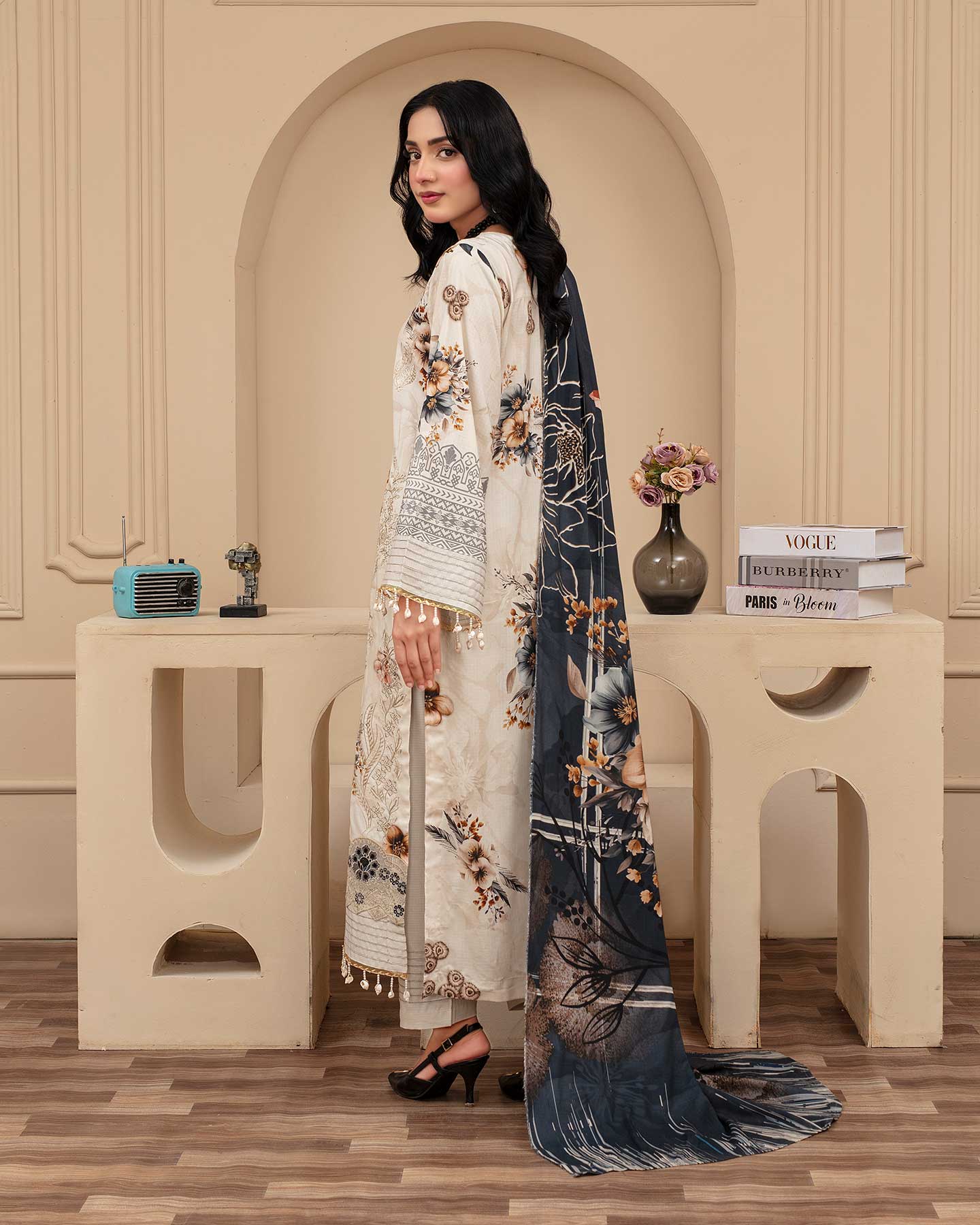 Snow Bell by Aalaya Summer Vol 02 '26 D 03 – Aalaya.pk